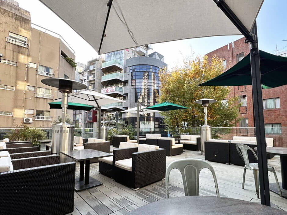 上島珈琲店を訪ねて vol.3｜フードメニューも充実した上質空間 CAFFERA BAR＆LOUNGE by上島珈琲店 | コーヒーと ...