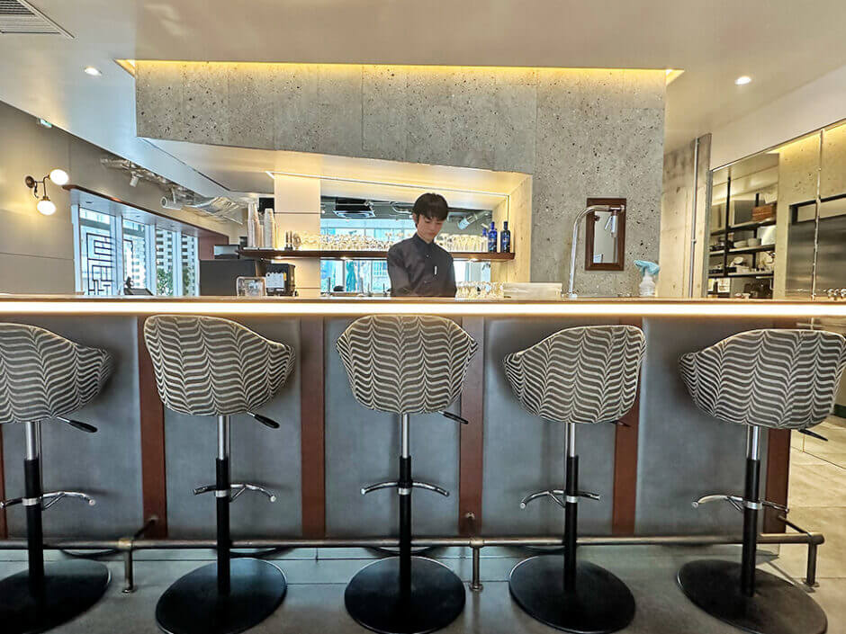 上島珈琲店を訪ねて vol.3｜フードメニューも充実した上質空間 CAFFERA BAR＆LOUNGE by上島珈琲店 | コーヒーと ...